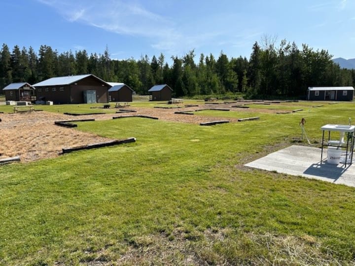 Tent #4 - Hosted By The Dew Drop Inn - West Glacier, MT
