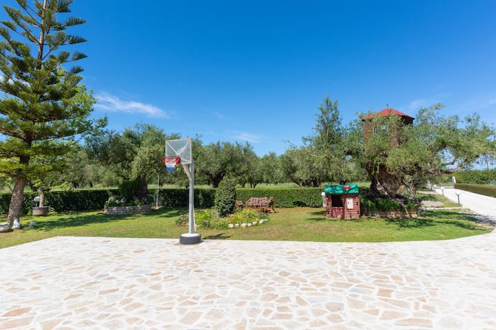 Myrto Villa South | Garden, Barbeque, Treehouse - Griekenland