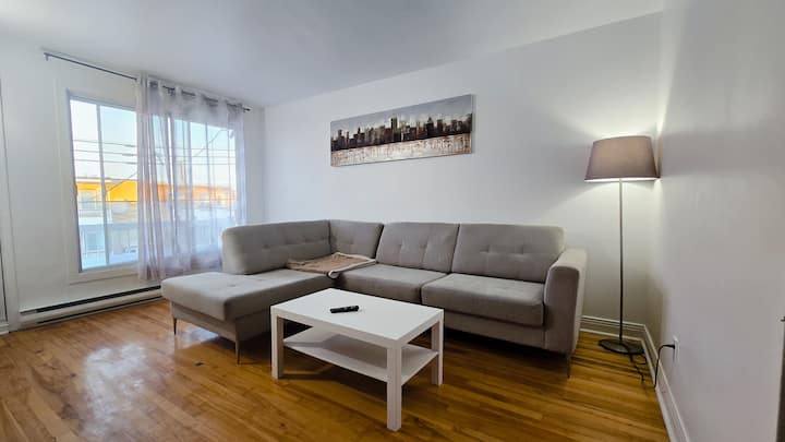Grande Chambre Privée Confortable. - Montreal