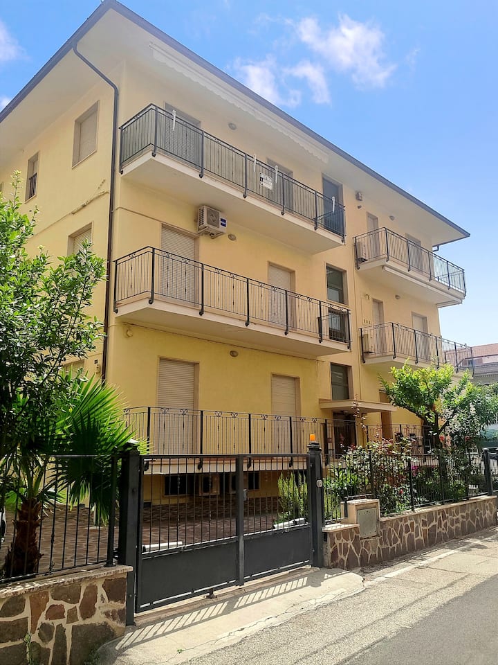Casa Leda - Appartamento A Due Passi Dal Mare - Alba Adriatica