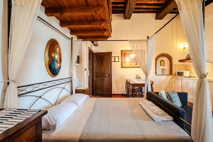 Il Cucinone-romantique, Panoramique- Aerop Assisi - Italy