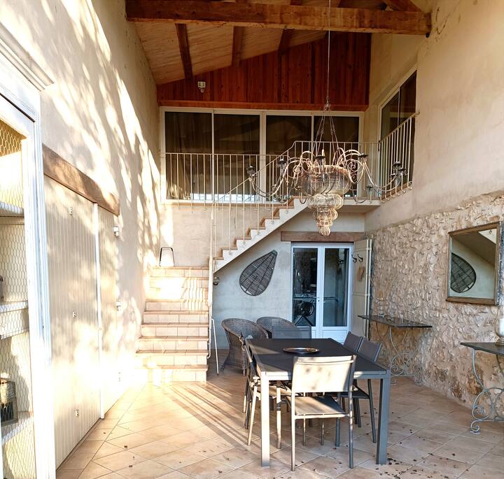 Charmant Gîte 3* à La Campagne. Gîte Isatis - Lot-et-Garonne