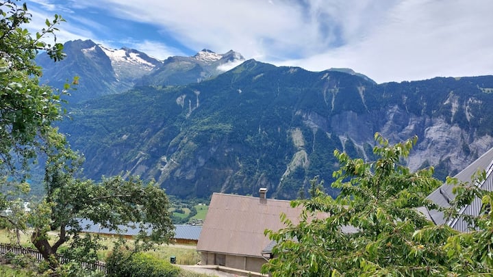 Gite De Village - Le Bourg-d'Oisans