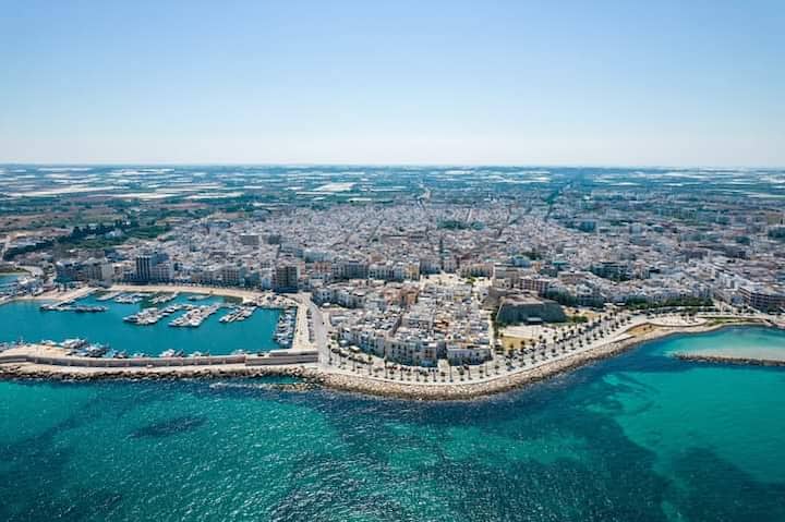 Casa Vacanze In Pieno Centro, Mola Di Bari, Puglia - Mola di Bari
