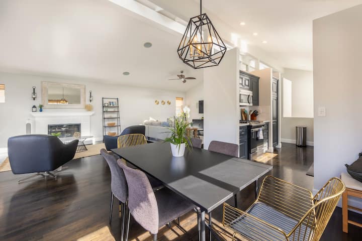 Furnished 3bd/2ba House Just Mins To The Sand! - Hermosa Beach, CA