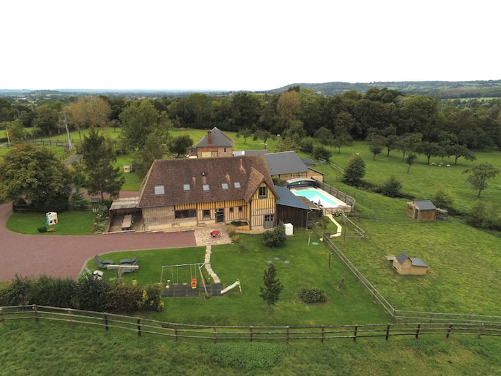 Ecogite Des Costils 15 Places Avec Piscine - Normandie