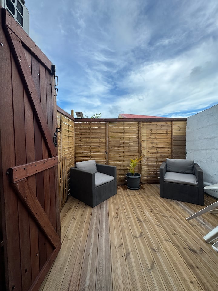 Studio Avec Coin Nuit Climatisé Fdf - Fort-de-France