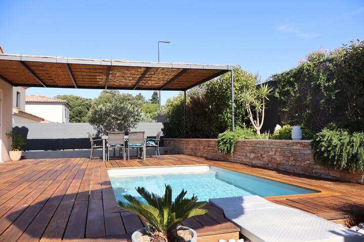 Maison Avec Piscine, Vidéoprojecteur Et Terrasse - Castries