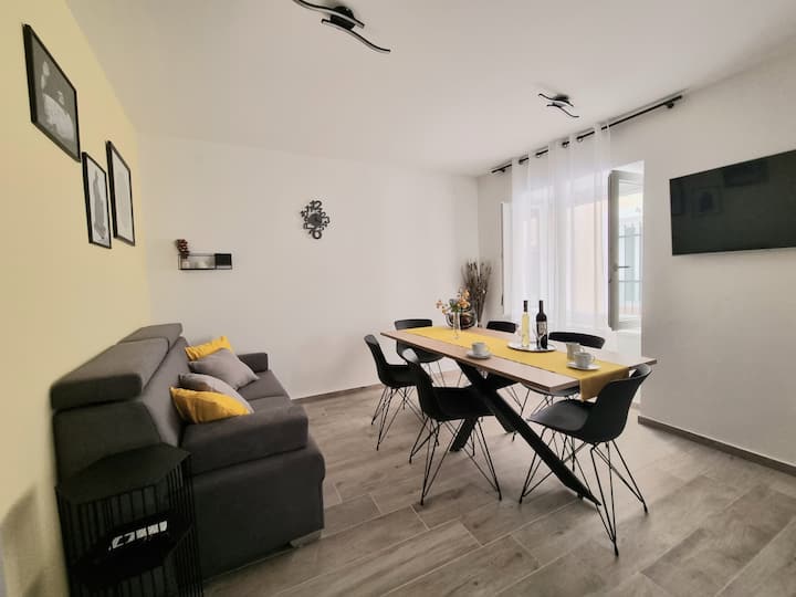 Newly Renovated House In Pag Old Town Center Bujas - Pag