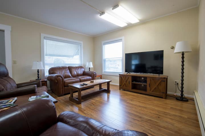 Charming Home Near Beaches & Olympic National Park - 포크스