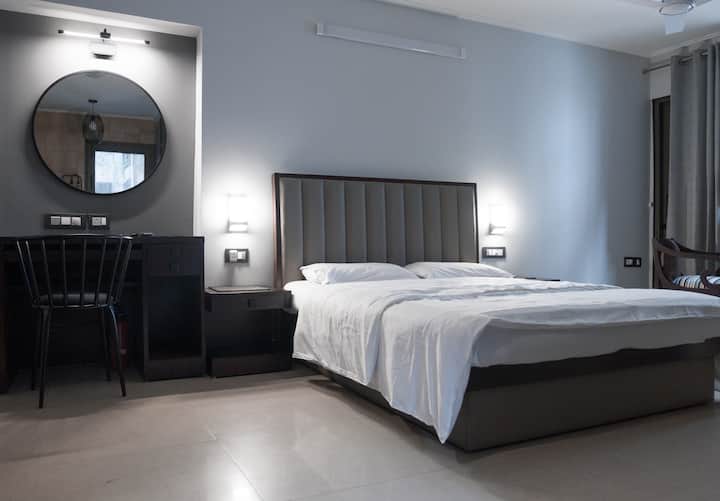 Khabghar, 1rk Studio With Balcony - Nueva Delhi