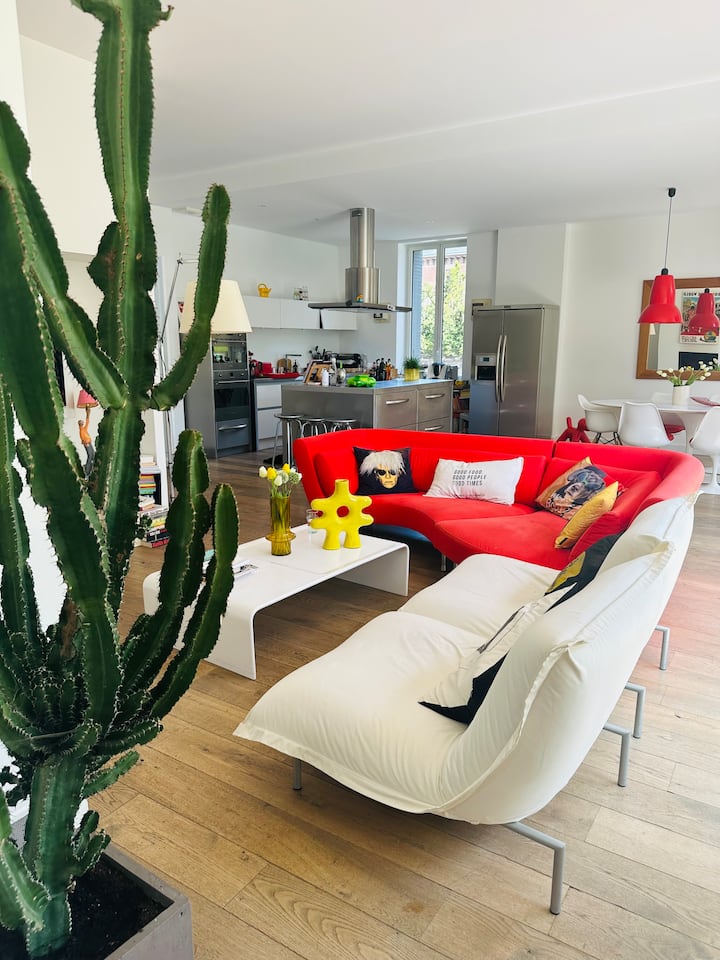 Maison De Charme Design Avec Piscine Chauffée - Lyon