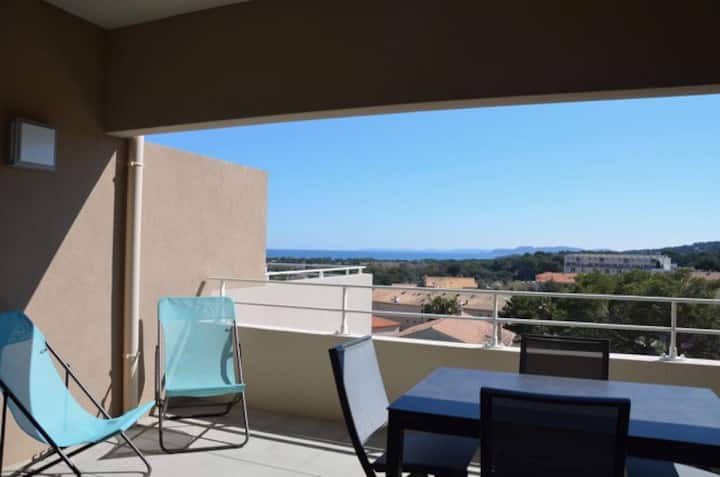 Superbe Appartement Vue Mer - Clim Et Wi-fi - Porquerolles