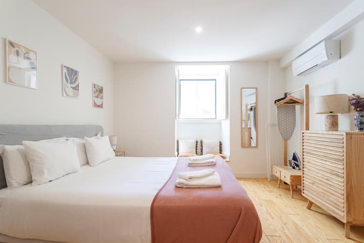 Central, Tranquil, Modern Studio With Air-con Rcd - Lisboa
