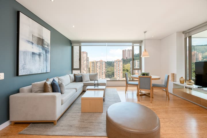 Stunning Condo Close To Provenza W/ac & Security - Medellín, Colombia