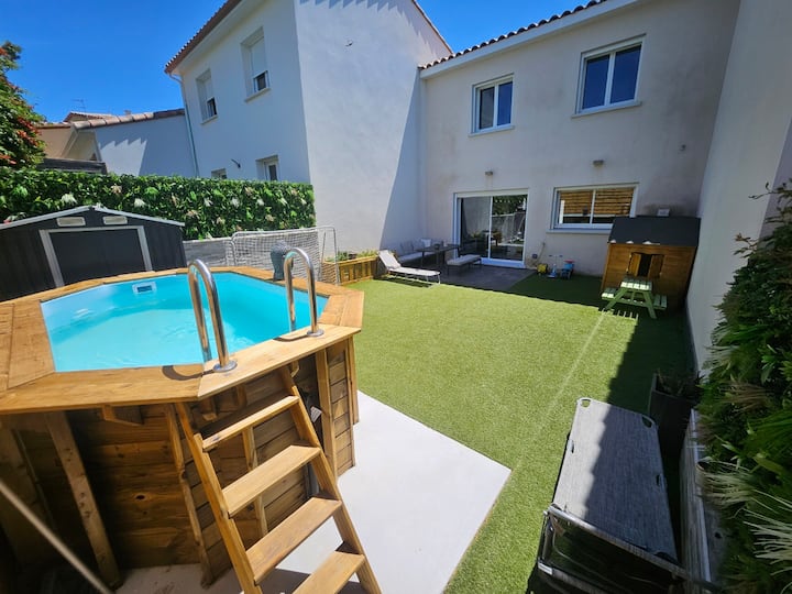 Villa Récente Avec Jardin Et Petite Piscine - Bouzigues