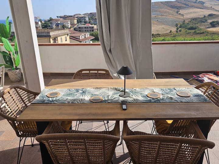 Casa Achille Con Terrazzo A Riace Marina Rc. - Calabria