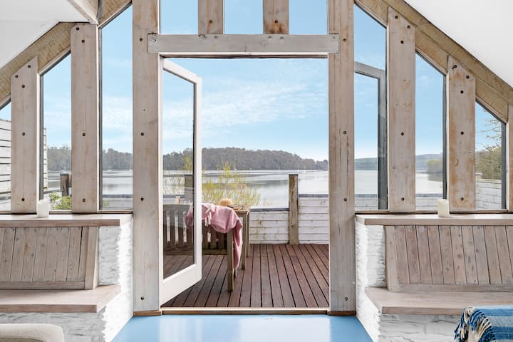 North Barn On The Banks Of The River Dart - Totnes