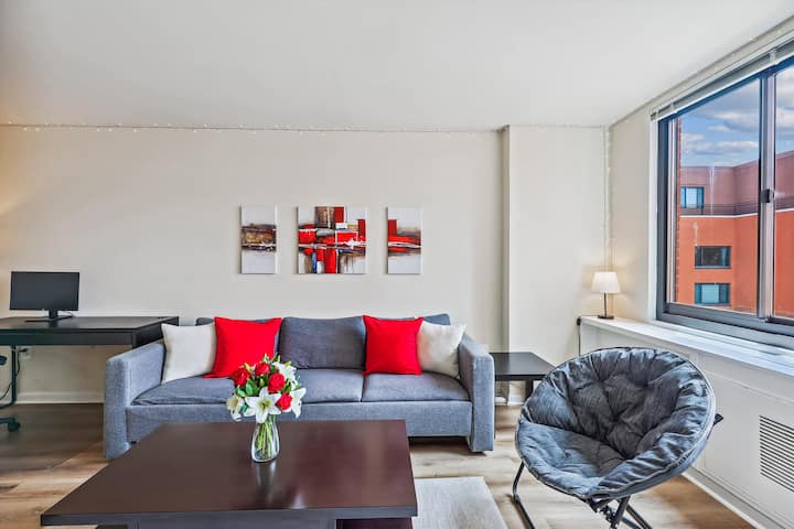 *New* 1br Condo, Dc Access, Pool, Gym, Bike Trails - Arlington, VA