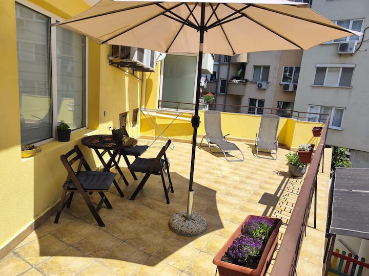 АRt Apartment In The Heart Of Burgas - Burgas