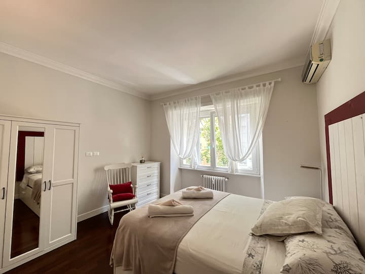 Prati Flowers’ Market - Vatican 3 Rooms & 2 Baths - Rom