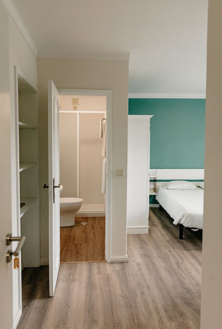 Quarto Duplo Com Varanda - Arca Nova Guest House - Caminha