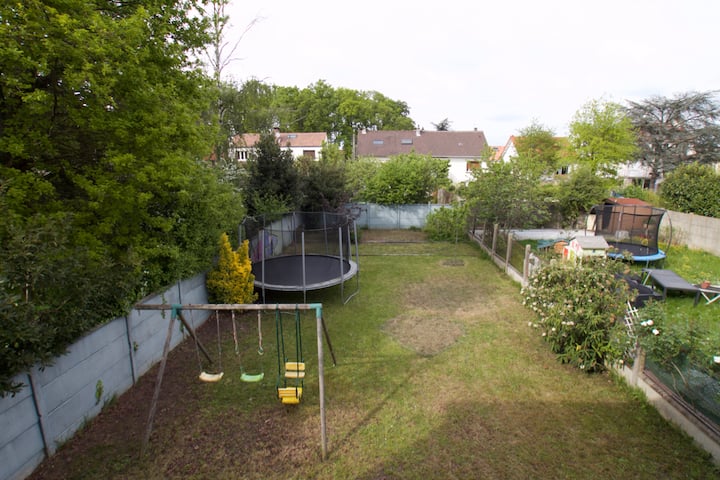 Maison + Jardin - 12km Aviron/kayak - 16km Bercy - Pontault-Combault