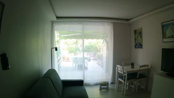 Superbe Studio-cabine En Rez-de-jardin. - La Grande-Motte