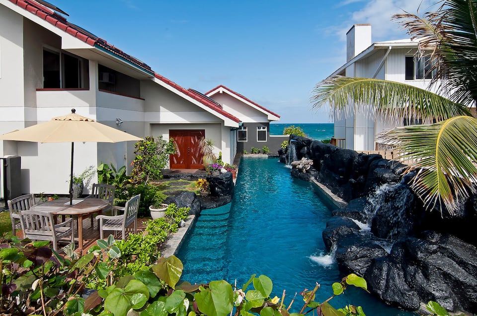 Oahu Beachfront Vacation Rentals (5 out of 5) - Hawaii, United States ...