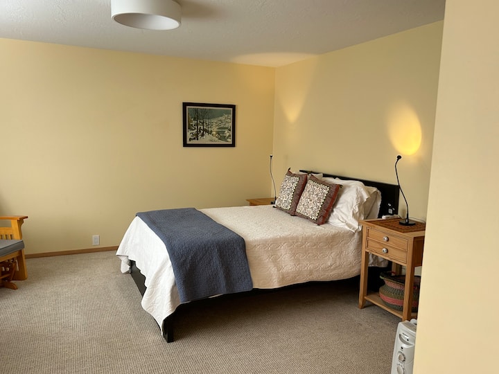 Lovely Accessible Private Room In Eugene - Eugene, OR