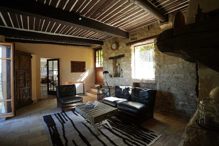 Maison De Charme Avec Jardin Au Cœur Du Village - Alpes-de-Haute-Provence