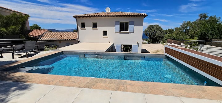 Magnifique Villa Avec Piscine Et Vue Mer Madrague - Porquerolles