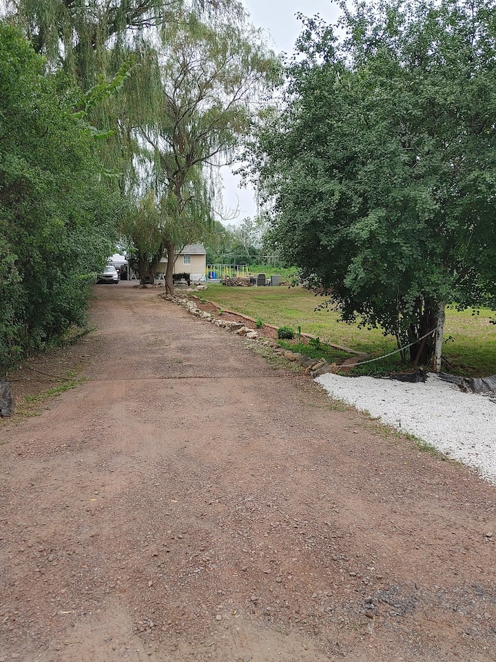 6.5 Acre Studio For. 3/4 People. - Goshen, NY