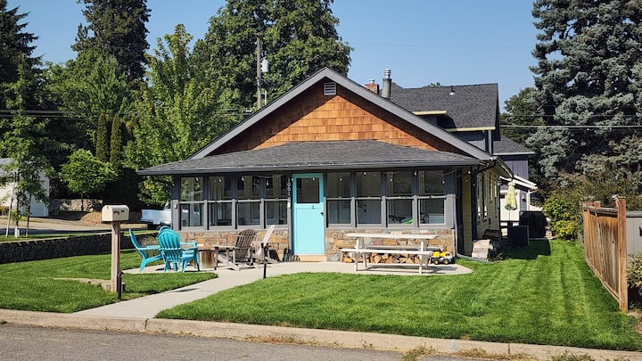 Adorable Downtown Cda Bungalow - Coeur d'Alene, ID