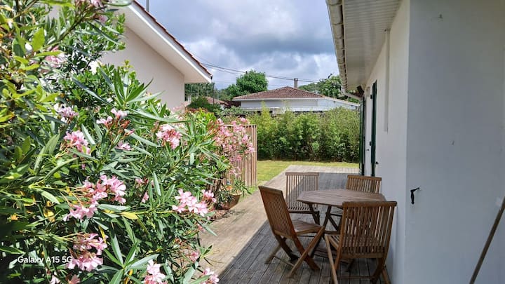 5 Min A Pied Plage. Maison Jardin - Andernos-les-Bains