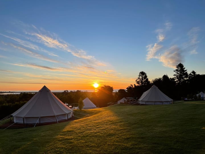 Bell Tent For 2 Adults With Continental Breakfast - Wicklow