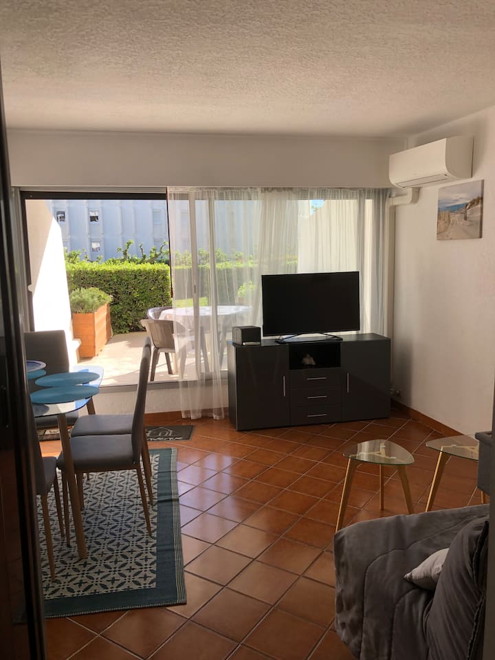 La Grande Motte Studio Clim Rdc 150m Plage + Box - La Grande-Motte