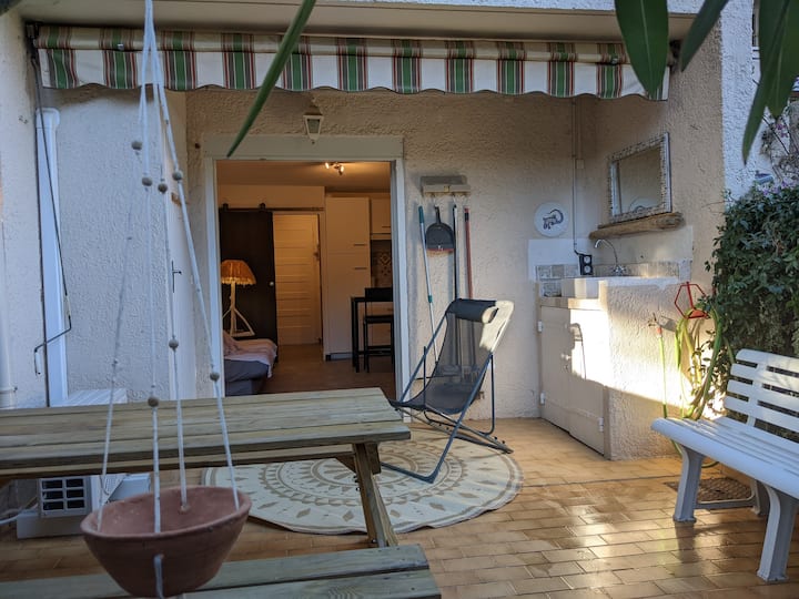 Studio Climatisé, Parking Gratuit, Proche Mer - Bandol