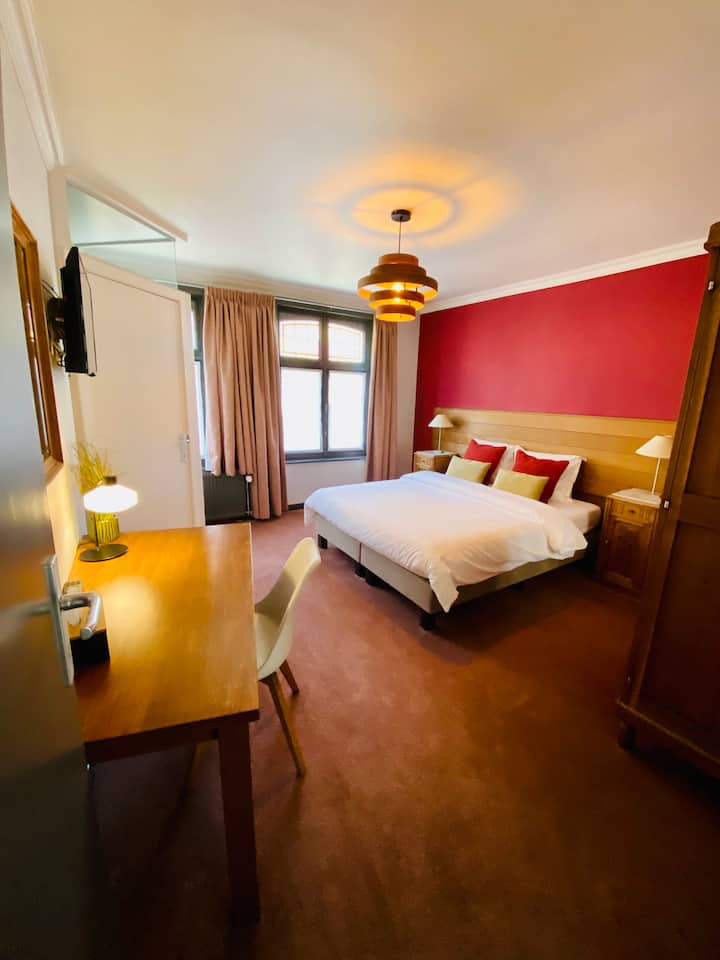 Cosy Spacious Room Tripel B In Heart Of Bruges - Oostkamp