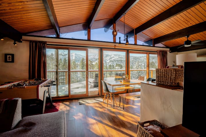 Treehaus Chalet | Epic Views, Mid Century Vibe! - Californie