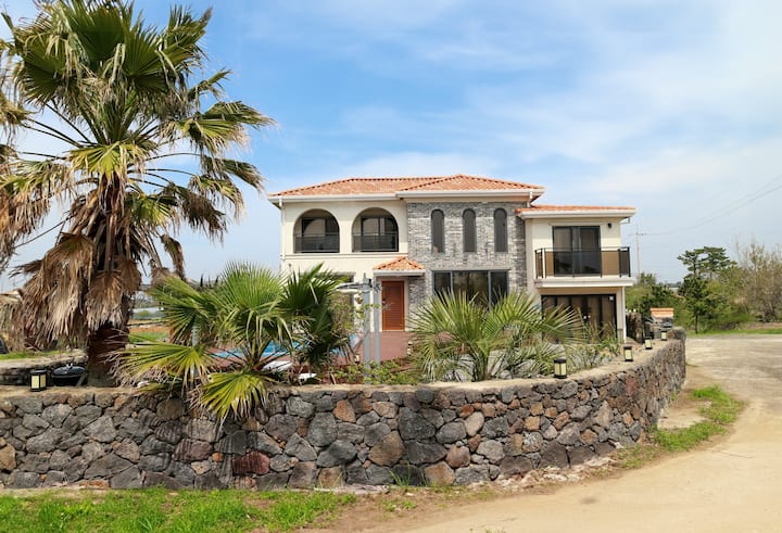 한 팀을 위한 프라이빗 풀빌라 전원주택 - Jeju