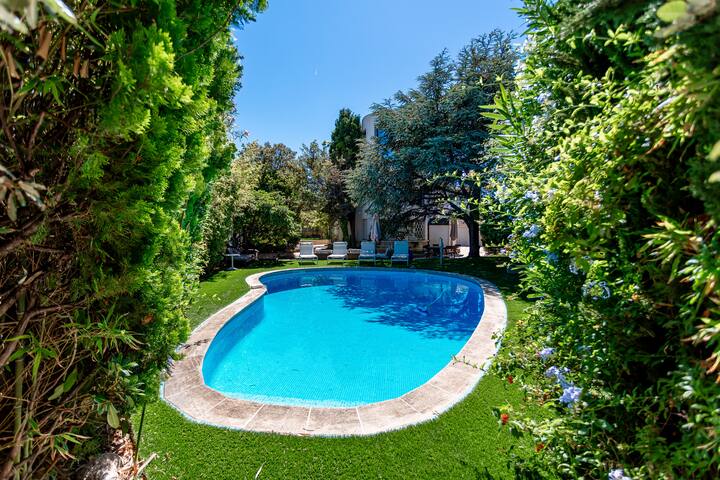 Marseille Villa Vacation Rentals - Provence-Alpes-Côte d'Azur, France ...
