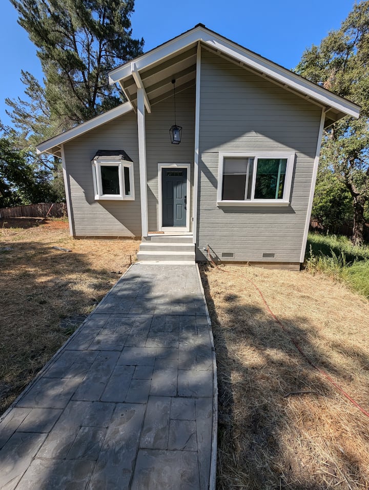 Secluded Luxury 1 Bedroom Cottage In Walnut Creek - Walnut Creek, CA