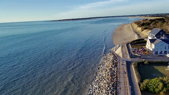Bord De Mer à 50 Mètres De La Plage - Hauteville-sur-Mer