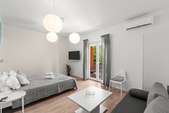 App Fiore 4+1, Free Parking + Green Terrace - Novigrad