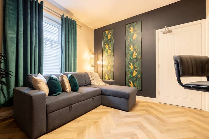 4 Guests (1 Apartment) Or 8 Guests (2 Apartments) - Londonderry