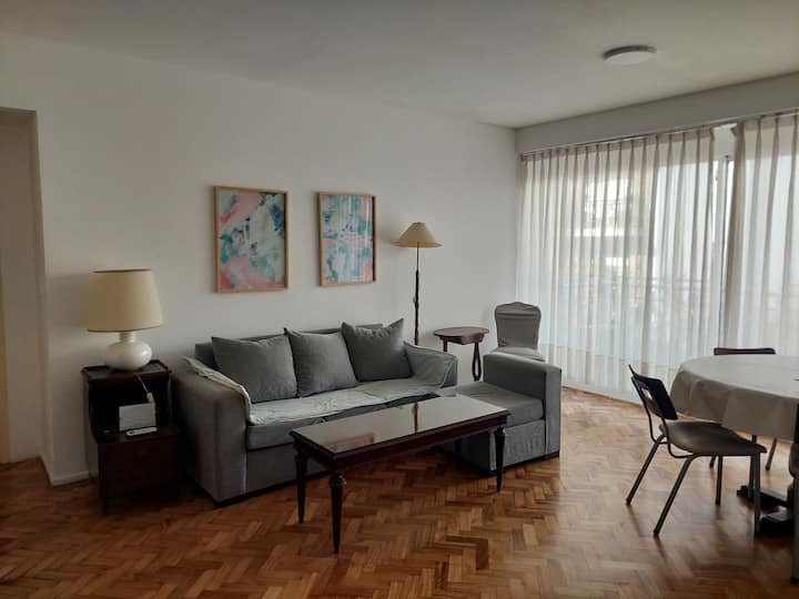 Light And Space In Recoleta 3 Bdr 1.5 Bth - Buenos Aires