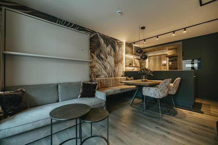 Black Eagle: Your Perfect Weekend Getway In Tirol - Mayrhofen