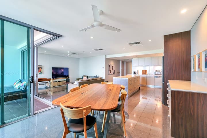 Waterfront Paradise: Corporate Long Stay Retreat - Darwin