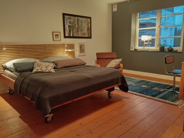 1927 Brick Apartment - Düsseldorf